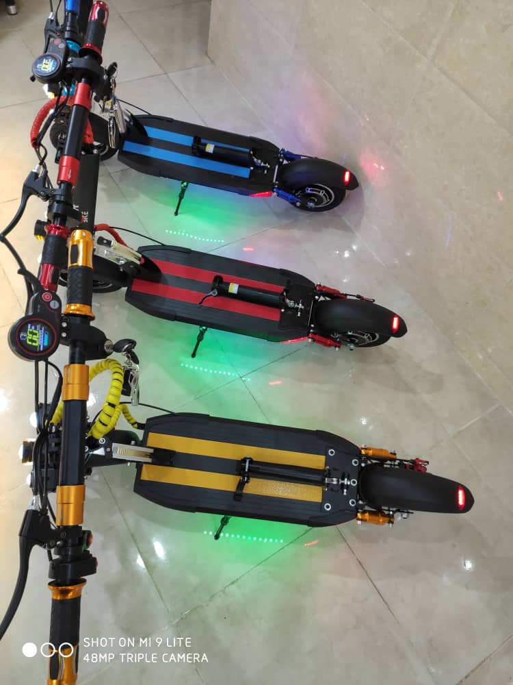 اسکوتر برقی تاشو ASTER مدل E10 _t13 pro سال ۲۰۲۴ موتور ۲۰۰۰ وات رنگ آبی | فروشگاه دوچرخه جنوب