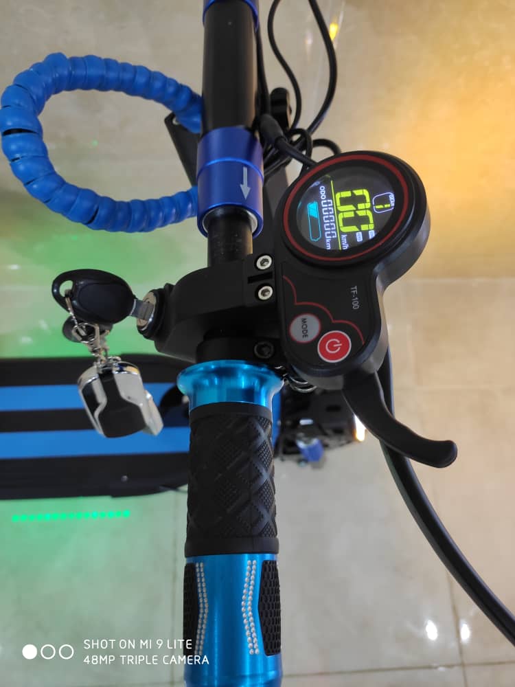 اسکوتر برقی تاشو ASTER مدل E10 _t13 pro سال ۲۰۲۴ موتور ۲۰۰۰ وات رنگ آبی | فروشگاه دوچرخه جنوب